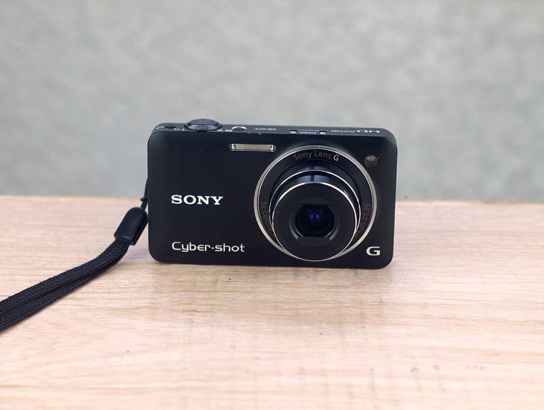 Sony Cybershot DSC WX5 Digital Camera, Photography, Cameras on Carousell
