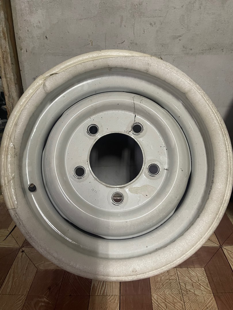 Steel Wheels Steel Rims Defender 130 Defender 110 Defender 90 on Carousell