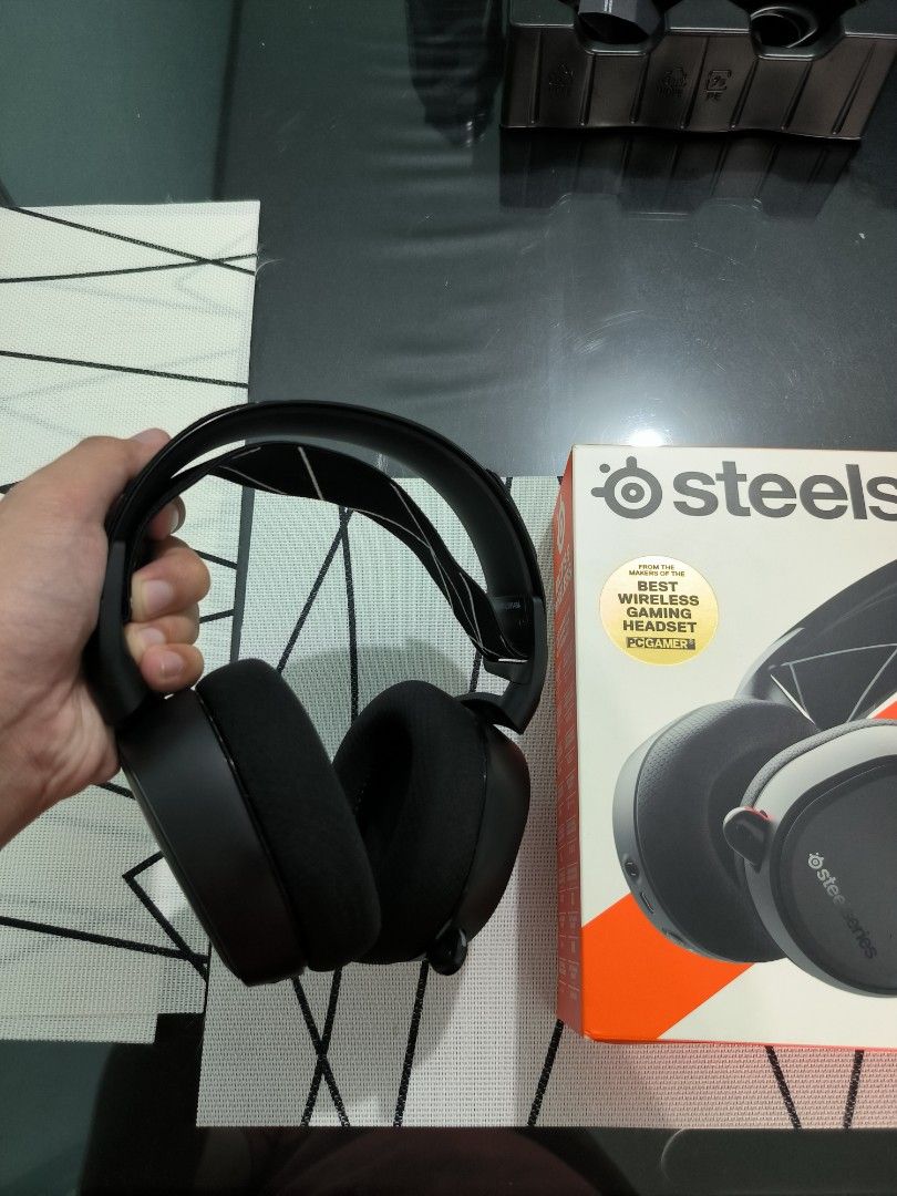 Steelseries Arctis 9 Wireless (Original), Audio, Headphones & Headsets on Carousell