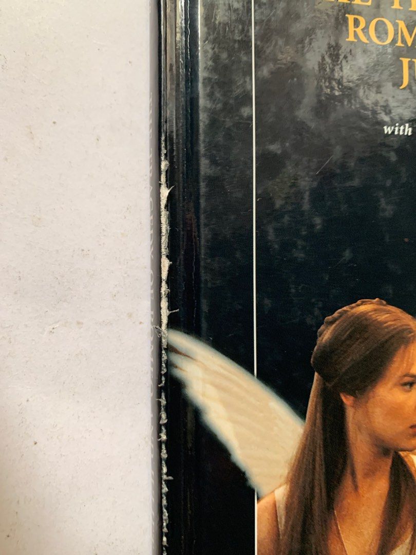 The Tragedy of Romeo & Juliet (Hrw Classics Library), Buku & Alat Tulis ...