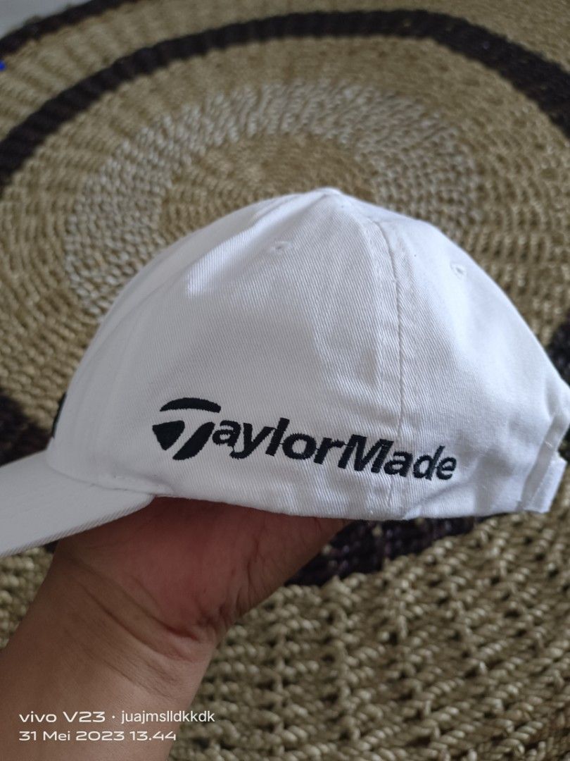 Topi merk di cut, Fesyen Pria, Aksesoris, Topi di Carousell