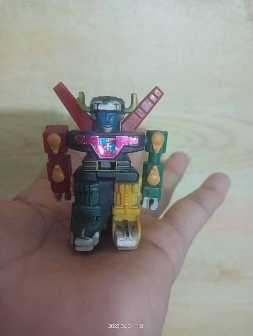 Vintage palengke toy Voltron bootleg on Carousell