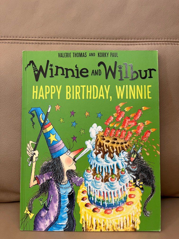 Winnie and Wilbur - happy birthday, Winnie, 興趣及遊戲, 書本 & 文具, 小說及非小說 ...