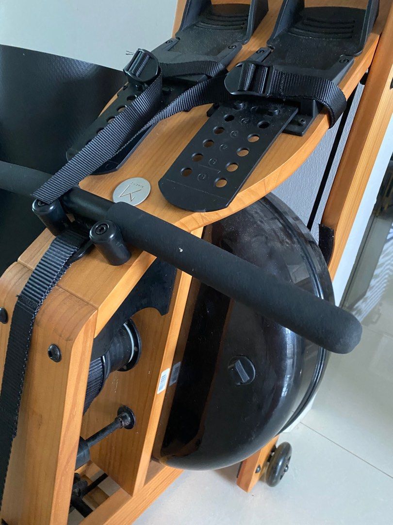Wood frame rowing machine with mat, Sports Equipment, Exercise ...