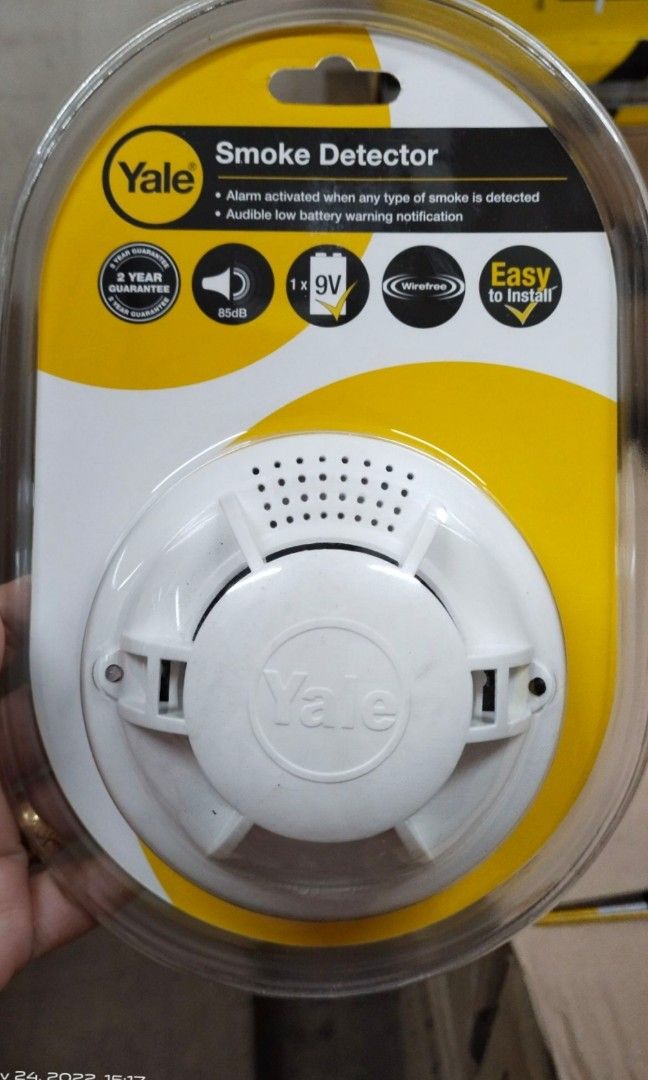 Yale smoke detector #Esd2, Furniture & Home Living, Home Improvement & Organization, Home ...