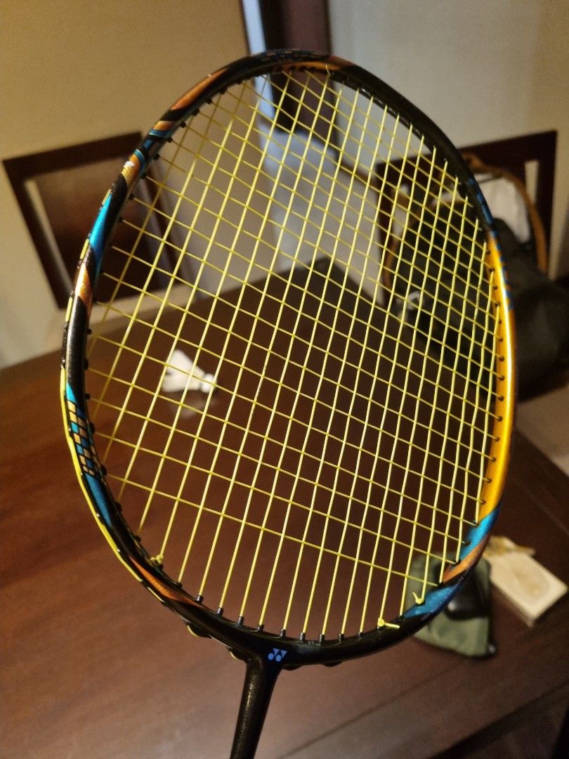 Yonex 88d Pro, Sports Equipment, Sports & Games, Racket & Ball Sports ...