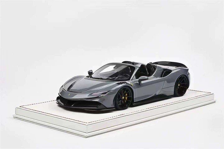 1/18 Runner Ferrari SF90 Spider Novitec (Red, Grey, Mint Green, Matt ...