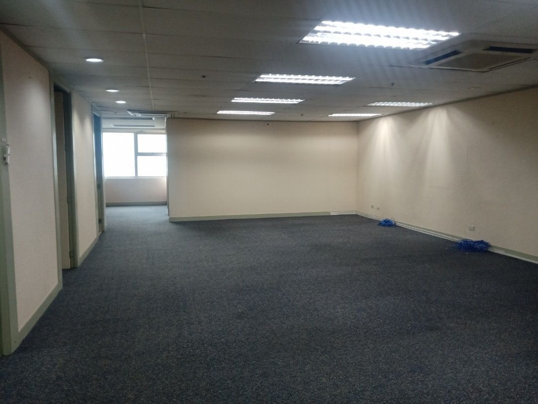 130sqm Office Space in Jollibee Plaza Ortigas Center CBD Pasig City for ...