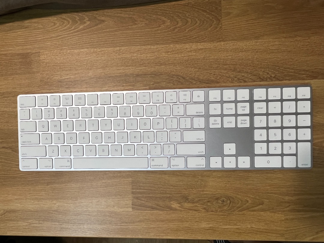 Apple Magic Keyboard with Numeric Keypad, Computers & Tech, Parts ...