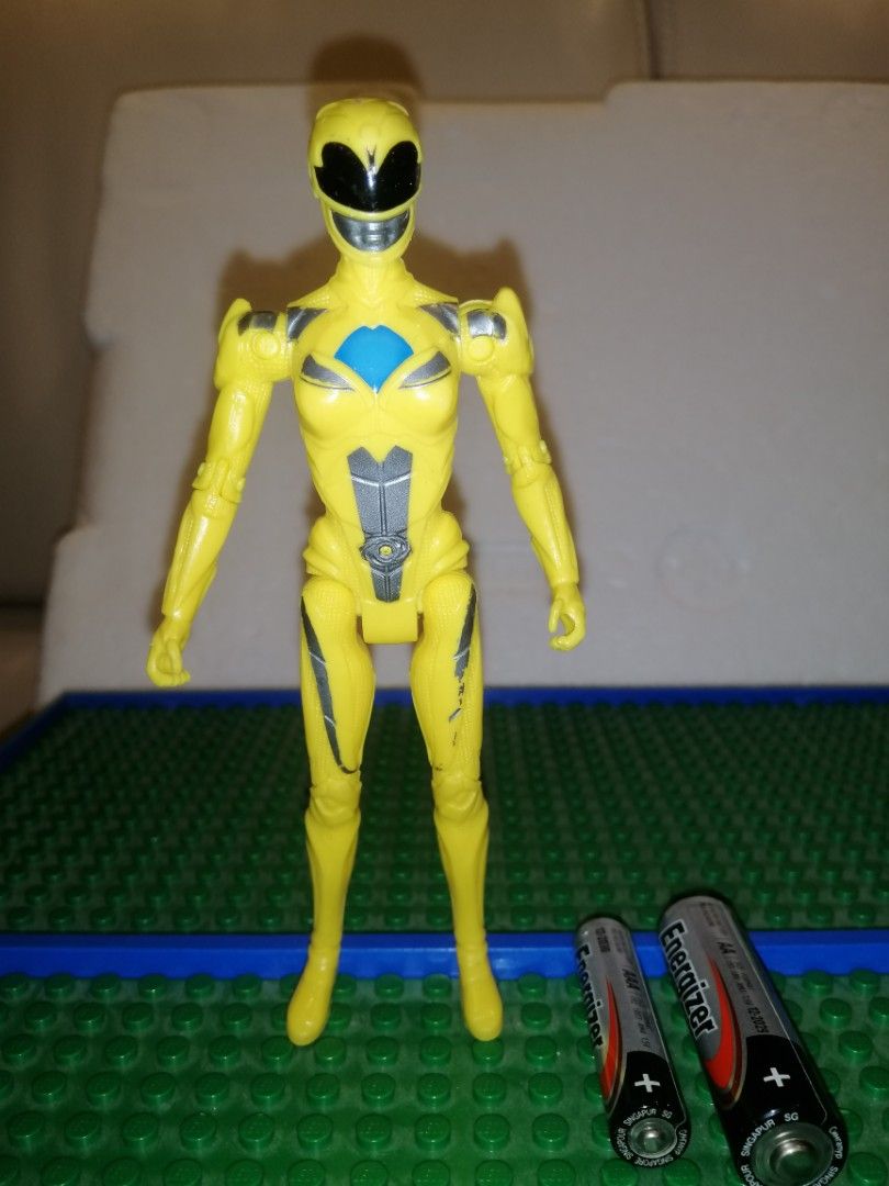 Bandai Power Rangers movie Yellow Ranger articulated 4" fig, Hobbies ...
