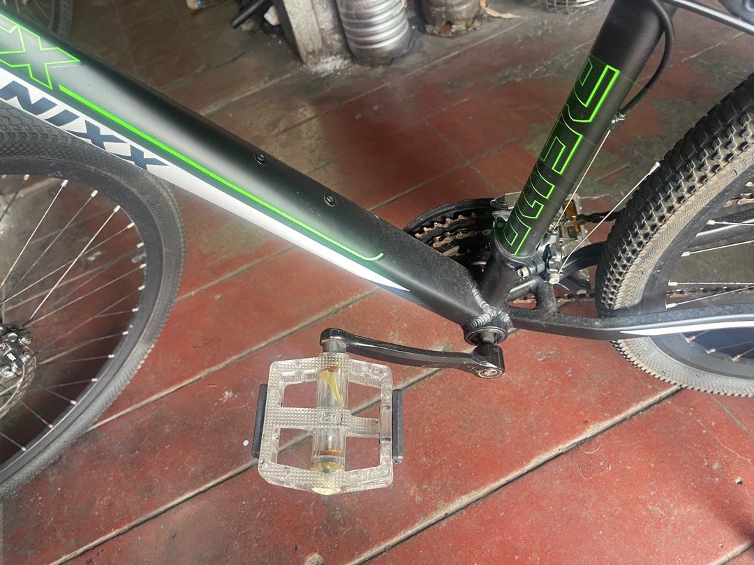 Black and Green ZONIXX ATX 27.5 Bike, Sports Equipment, Bicycles ...