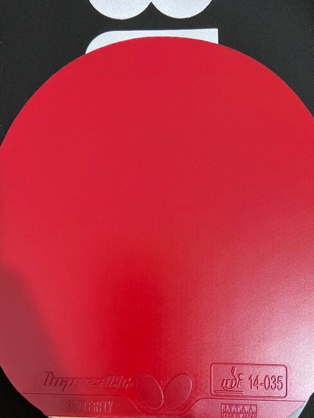 Butterfly d09c 2.1mm butterfly 橫板板型 dignics 09c, 運動產品, 運動與體育, 運動與體育 - 球拍和球類運動 - Carousell