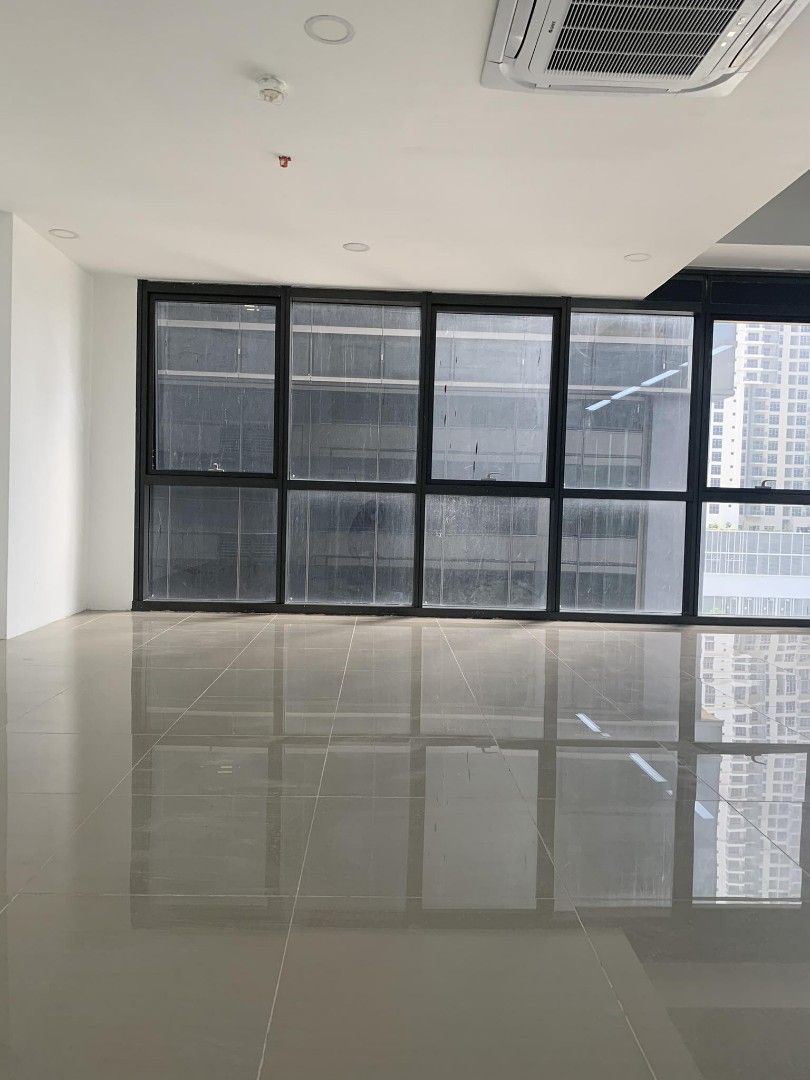 Capital House BGC 9th Avenue 160sqm 1300/sqm Fitted Vat Inclusive ...