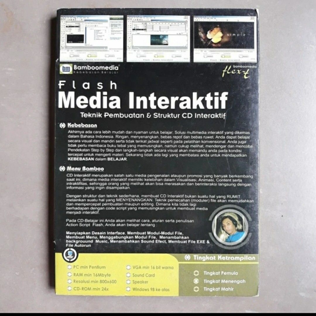 CD Tutorial Membuat Media Interaktif dengan Flash, Buku & Alat Tulis, Buku di Carousell