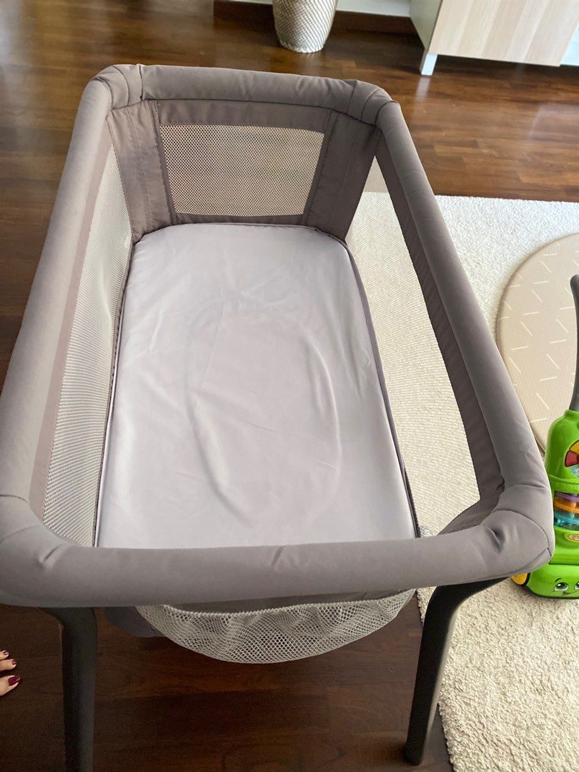 Chicco Lullago Baby Travel Cot, Babies & Kids, Baby Nursery & Kids ...