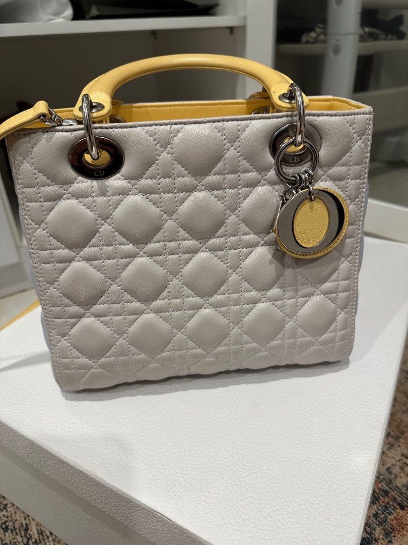 Christian dior tricolor lambskin, Fesyen Wanita, Tas & Dompet di Carousell