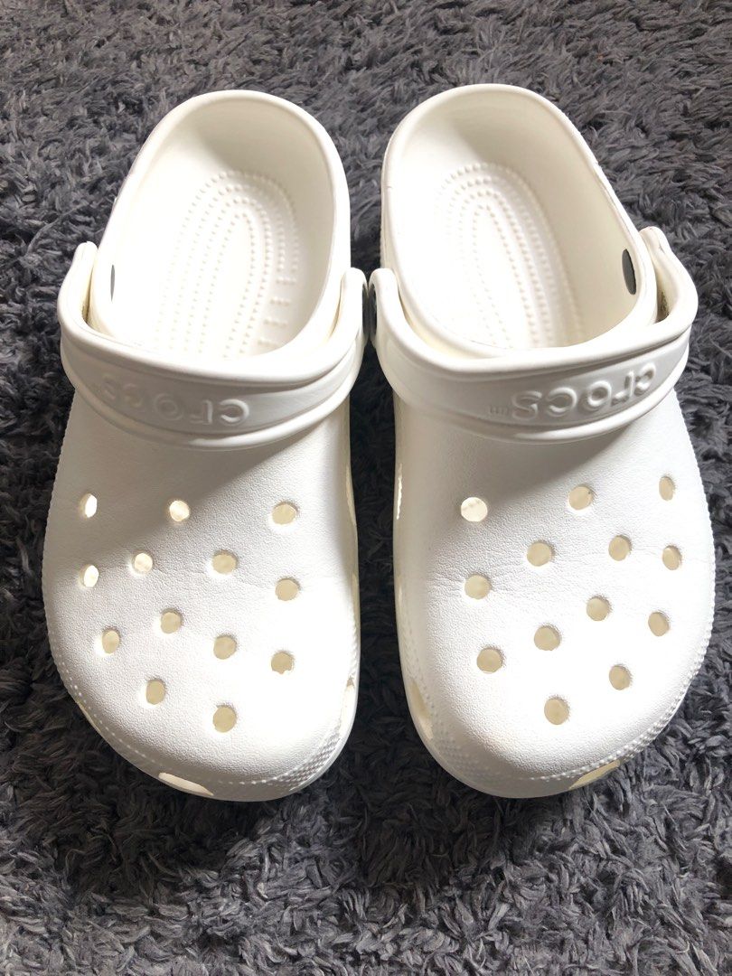 Classic White Crocs - Size US 7, Women's Fashion, Footwear, Slippers ...