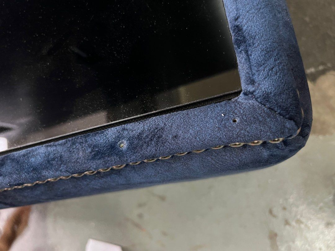 Coffee table ada defect macam dalam gambar, Furniture & Home Living ...