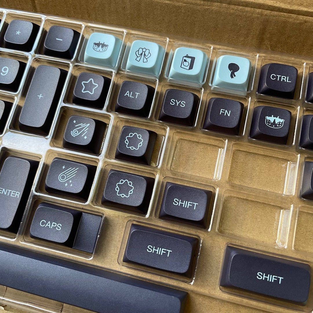 Comet keycaps XDA profile (132 keys), Computers & Tech, Parts ...