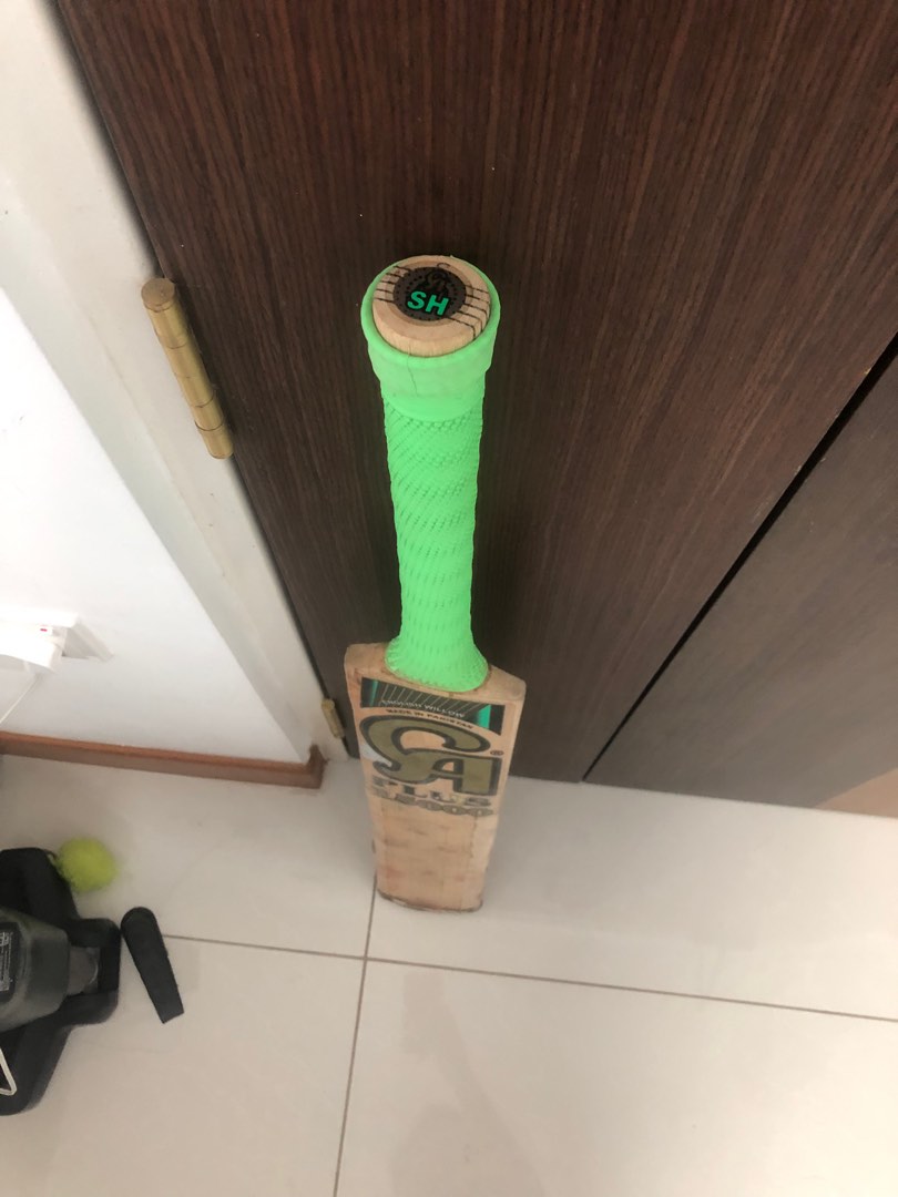Cricket Bat, Sports Equipment, Sports & Games, Racket & Ball Sports on ...