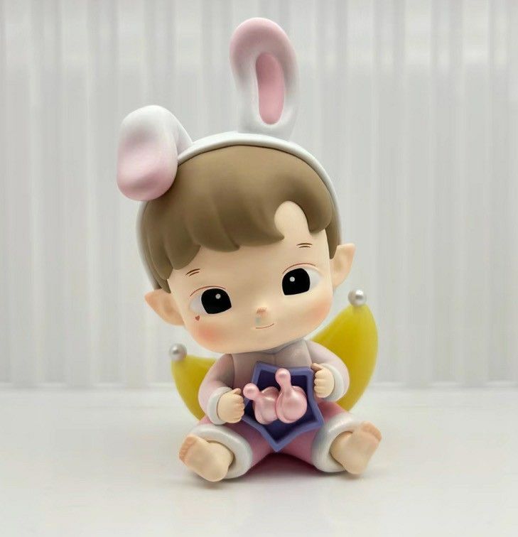 [EXCLUSIVE! POPMART] POPMART LIMITED EDITION HACIPUPU RABBIT MOON ...