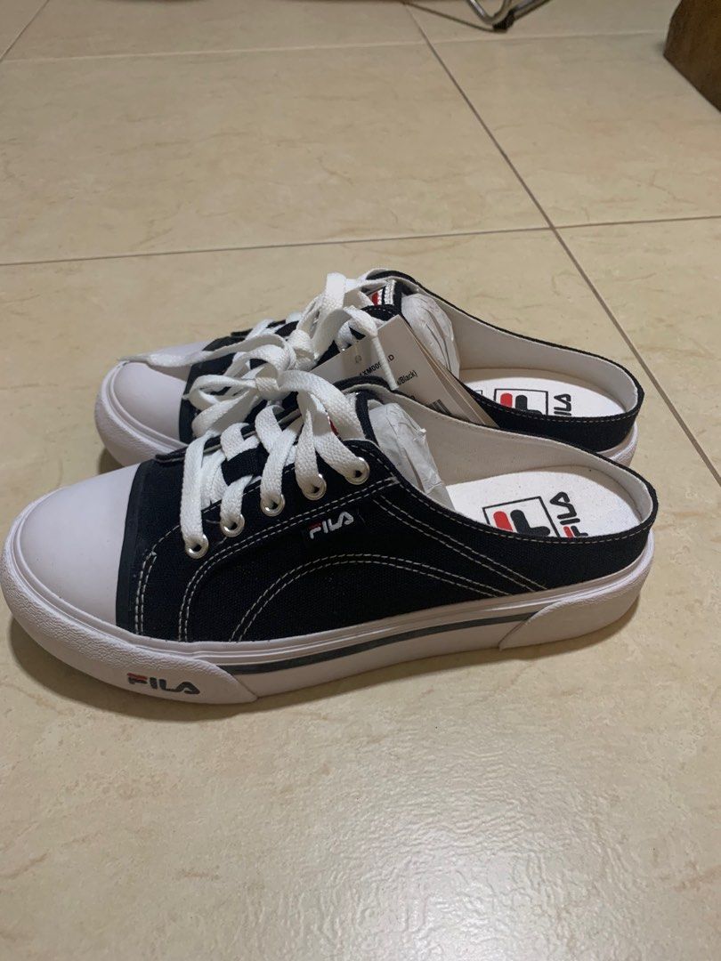 FILA COMO MULES AUTHENTIC, Women's Fashion, Footwear, Sneakers on Carousell