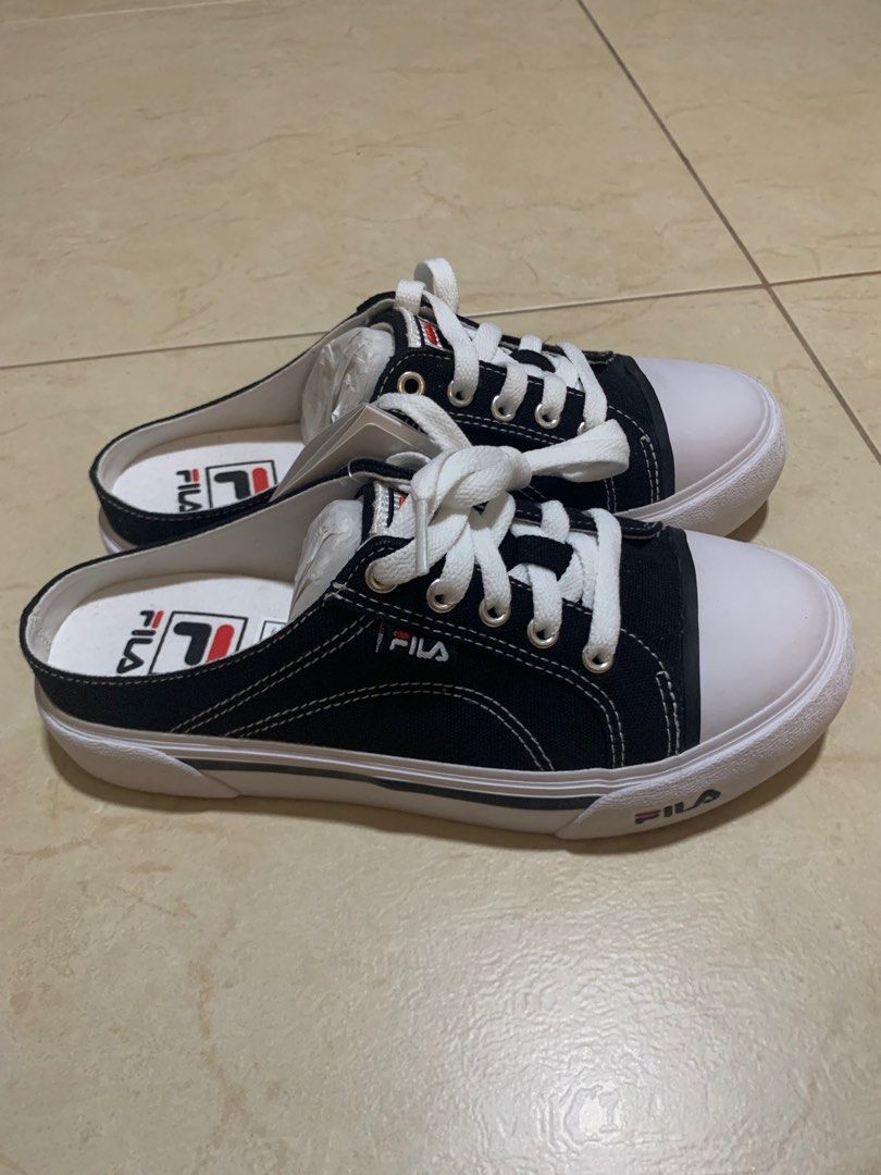 FILA COMO MULES AUTHENTIC, Women's Fashion, Footwear, Sneakers on Carousell