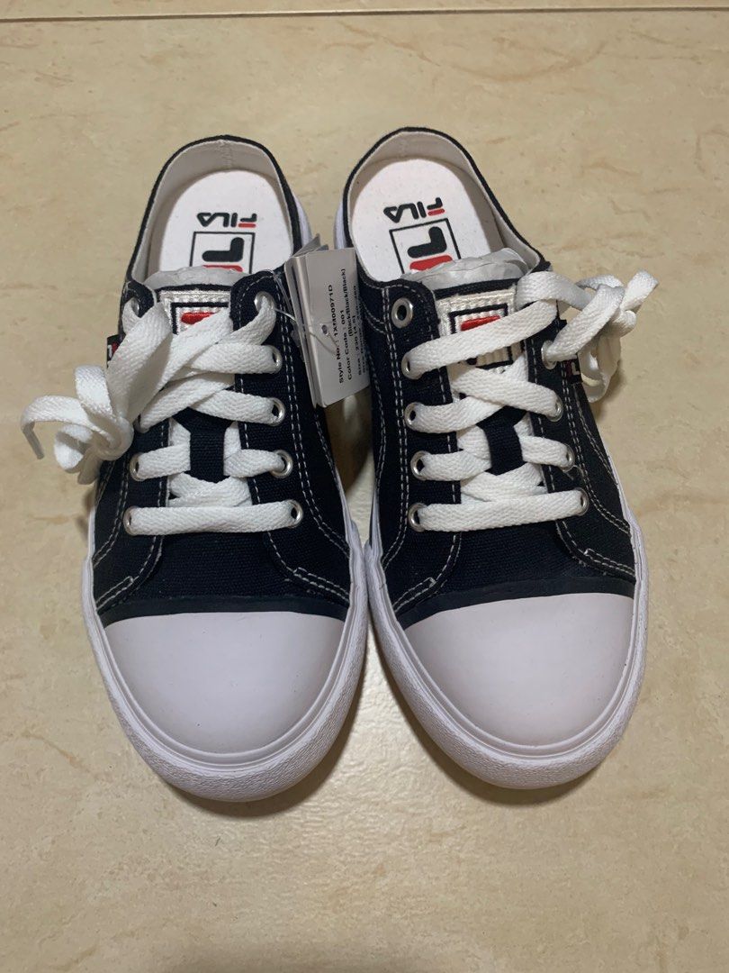 FILA COMO MULES AUTHENTIC, Women's Fashion, Footwear, Sneakers on Carousell