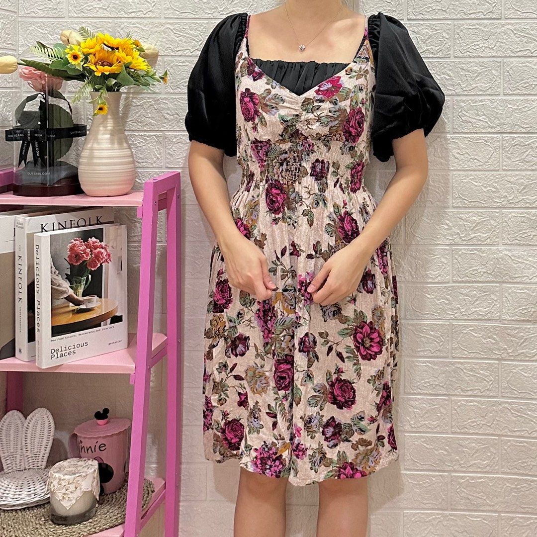 FREEBIES MIN BELANJA 200K, Fesyen Wanita, Pakaian Wanita, Atasan di ...