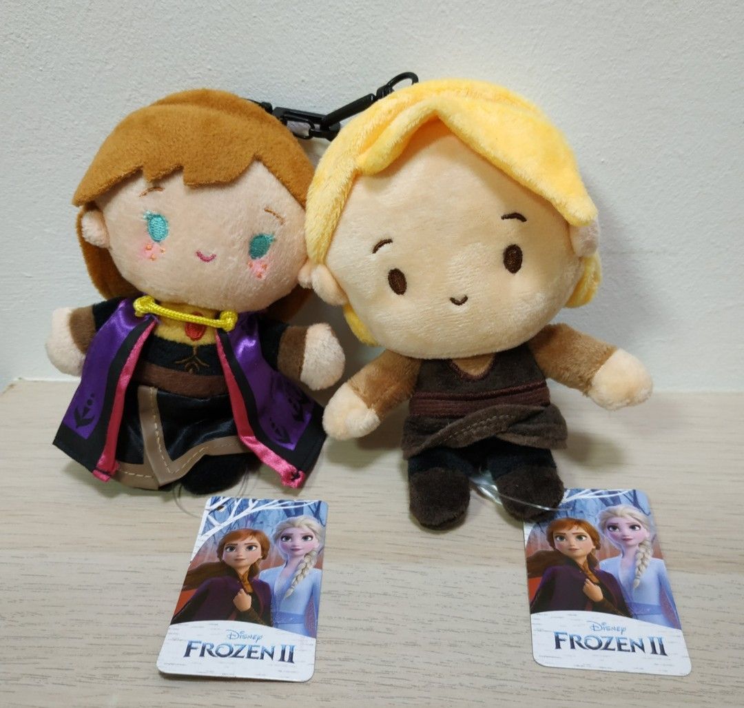 Frozen Anna Elsa keychain / Disney Frozen keychain, Hobbies & Toys ...