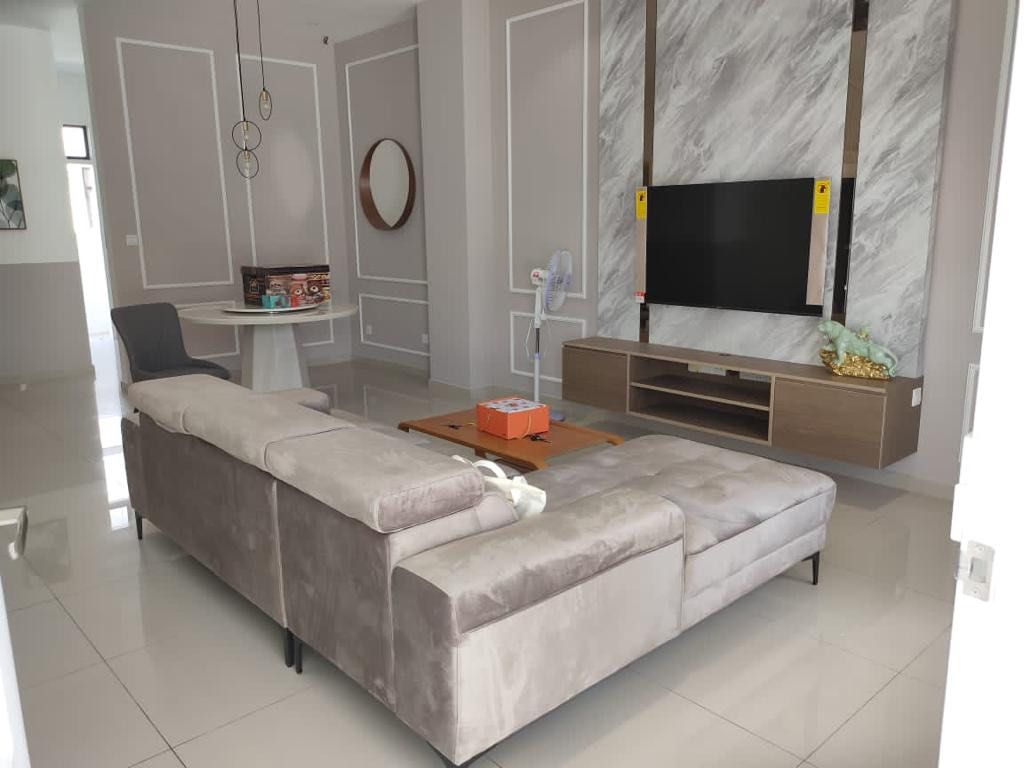 Fully Furnished Eco Grandeur Ecoworld, Puncak Alam , near Uitm ... Fully Furnished Eco Grandeur Ecoworld, Puncak Alam , near Uitm ...
