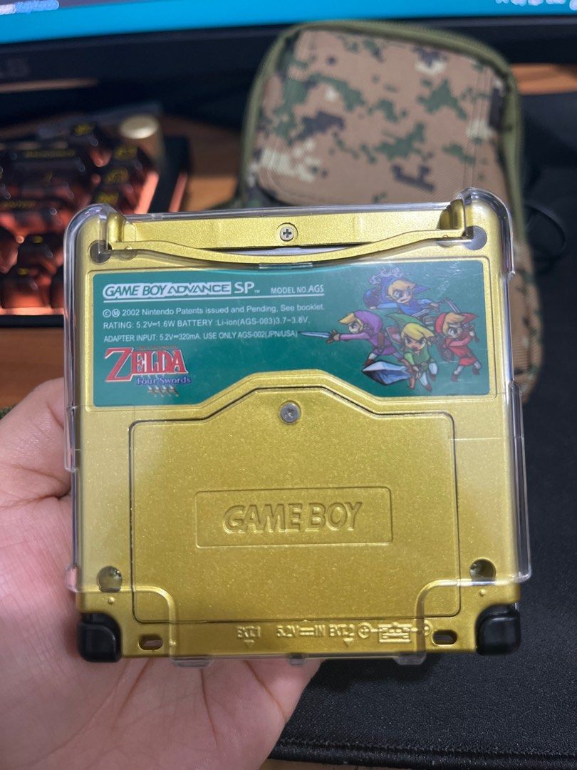 Gameboy Advance SP (IPS screen, Legend of Zelda shell, EZ supercard ...
