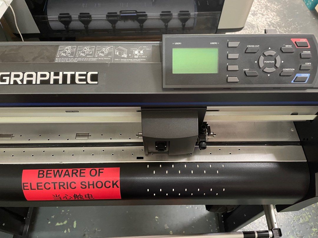Graphtec FC8600-60 cutting plotter, Computers & Tech, Printers ...