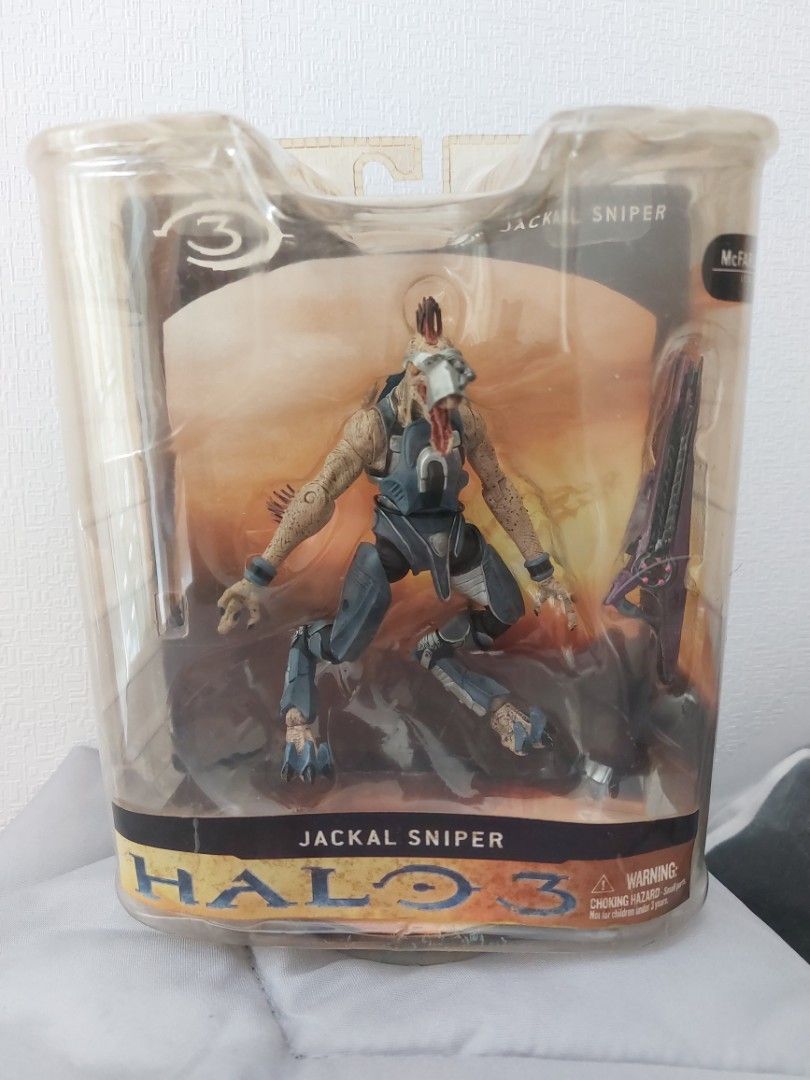Halo Action Figures - Cortana (Halo 3) and Jackal (Halo 2, Halo 3 ...