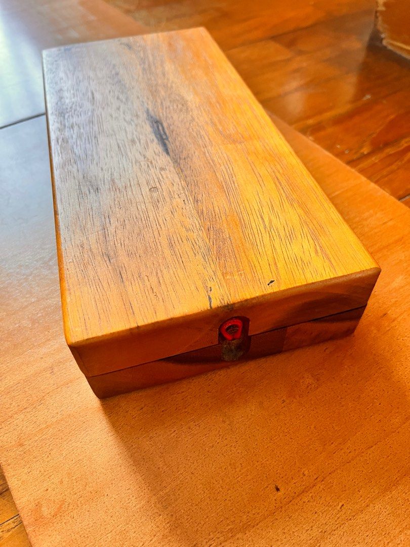 Handcrafted Foldable Congkak from Melaka, Hobbies & Toys, Toys & Games ...