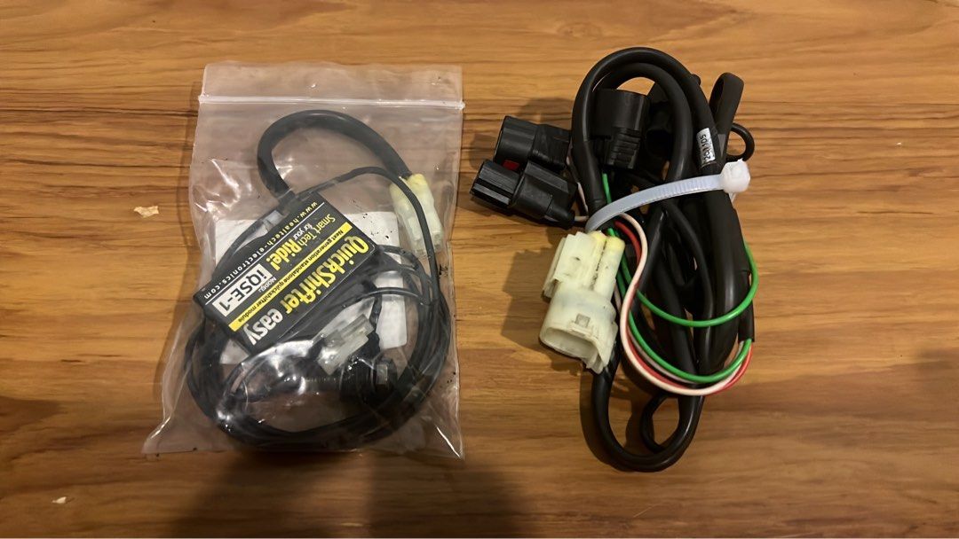 Healtech Quickshifter iQSE-1 + Harness (Universal), Motorcycles ...