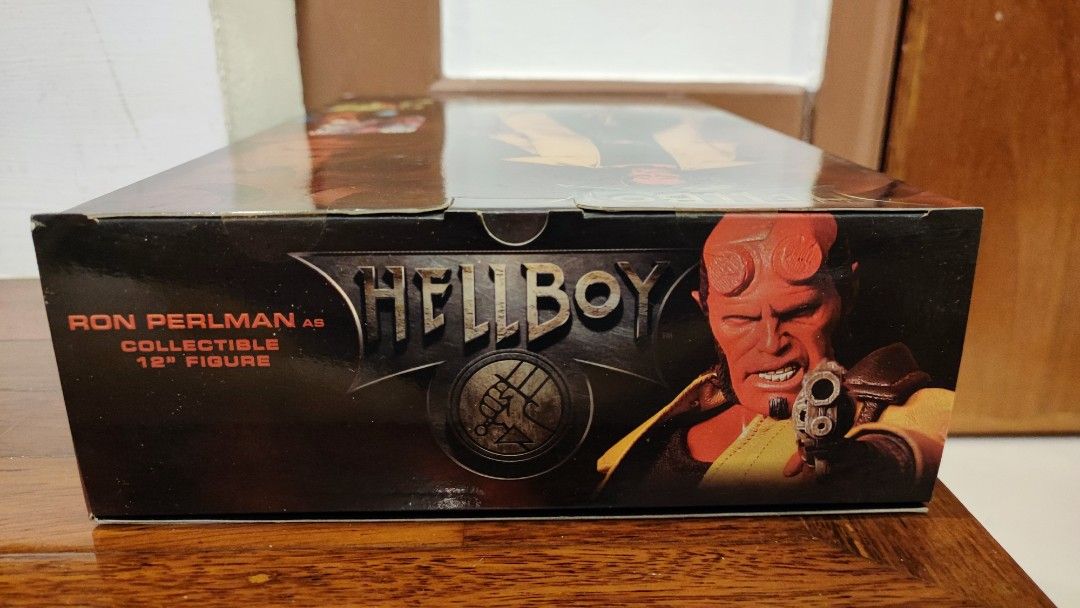 Hellboy Sideshow Collectibles Revolution Studios 12" Action Figure in ...
