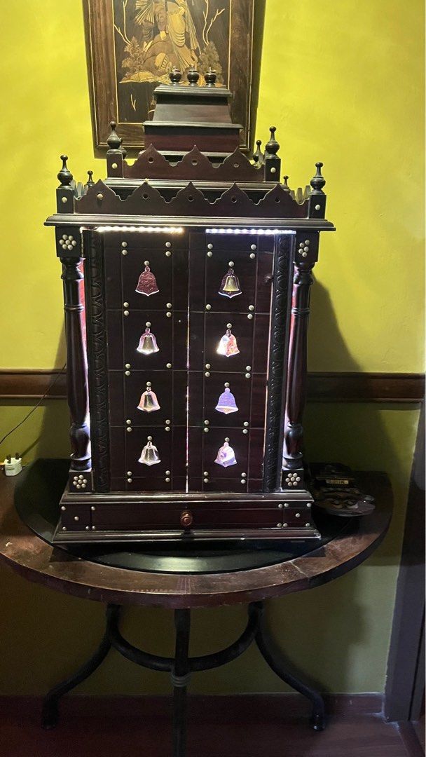 Hindu Altar, Hobbies & Toys, Memorabilia & Collectibles, Religious ...