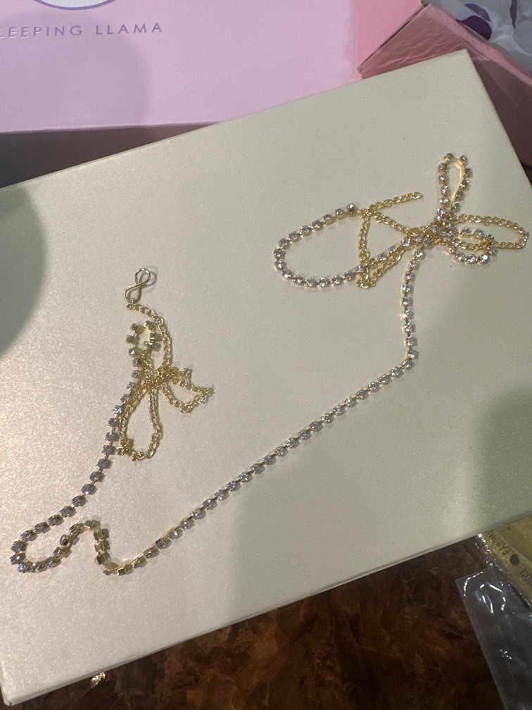 Hip chain stone studded, Women's Fashion, Jewelry & Organisers, Body ...