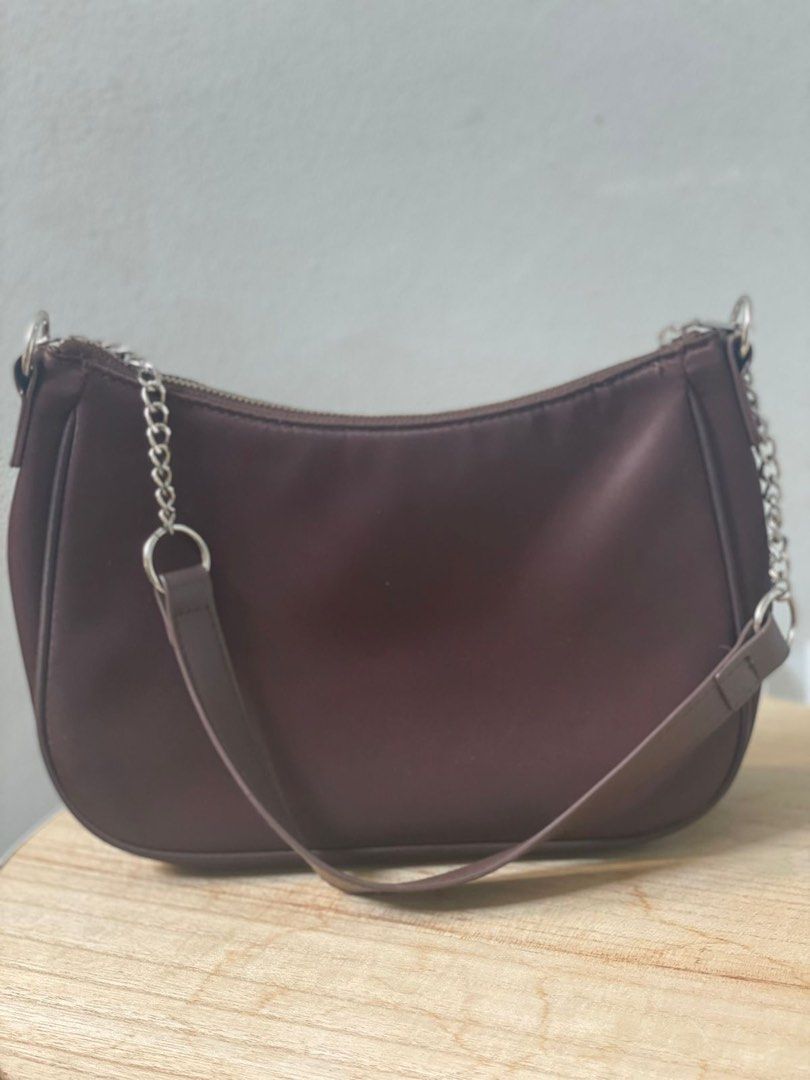 HnM shoulder bag, Fesyen Wanita, Tas & Dompet di Carousell