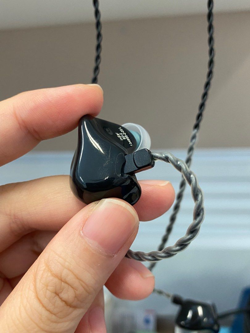 InEar StageDiver SD-2, Audio, Earphones on Carousell