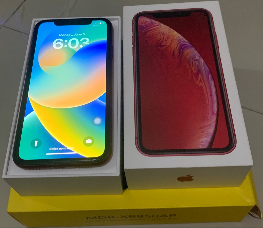 iPhone XR 64GB Red Factory Unlocked on Carousell