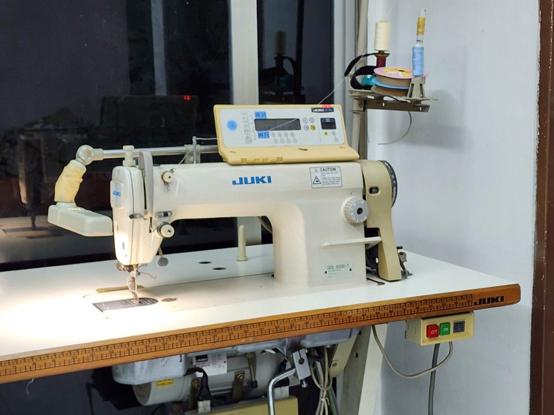 Juki sewing machine DDL8500-7 with computerised CP-160, TV & Home ...