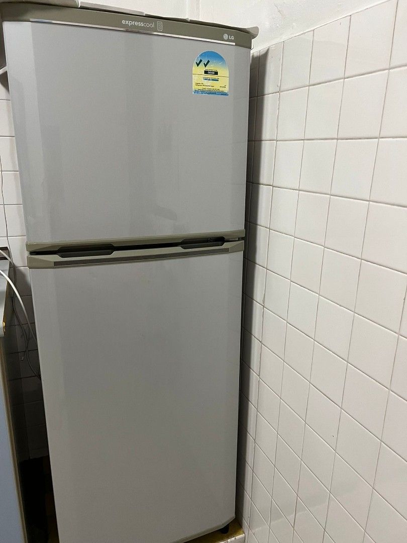 LG Expresscool Refrigerator with frost-free freezer GR-U243SL 188L, TV & Home Appliances ...