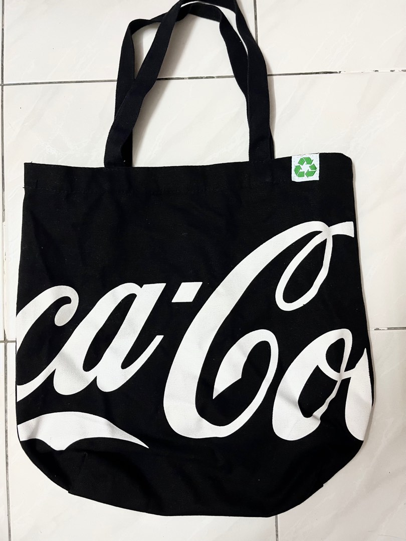 Limited Edition Coca-Cola Tote bag, Women's Fashion, Bags & Wallets ...