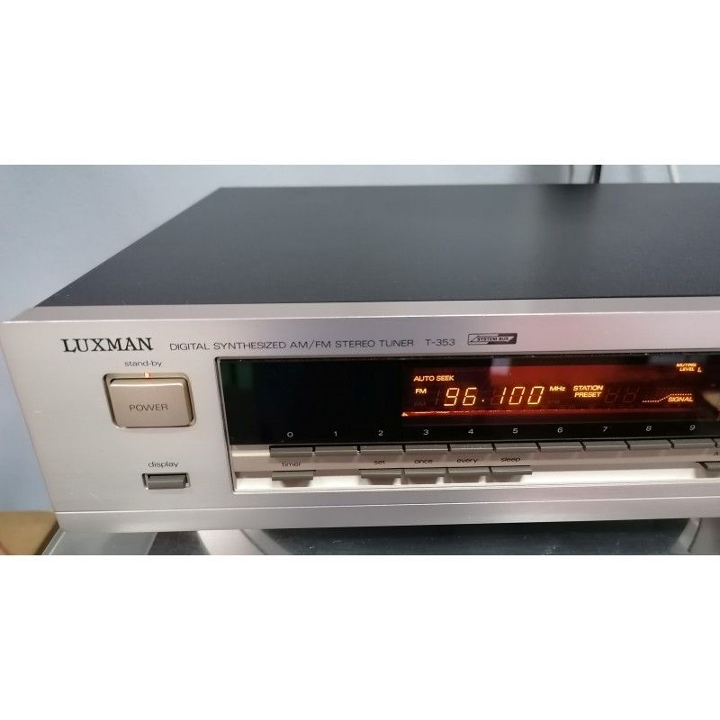 Luxman T-353 TUNER, 音響器材, 錄音機 - Carousell