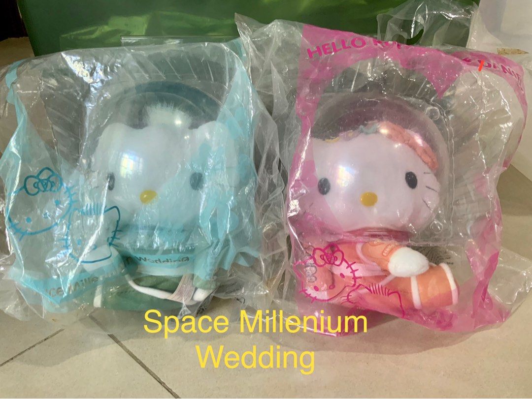 MacDonald Millennium Hello Kitty Wedding Toys, Hobbies & Toys, Toys ...