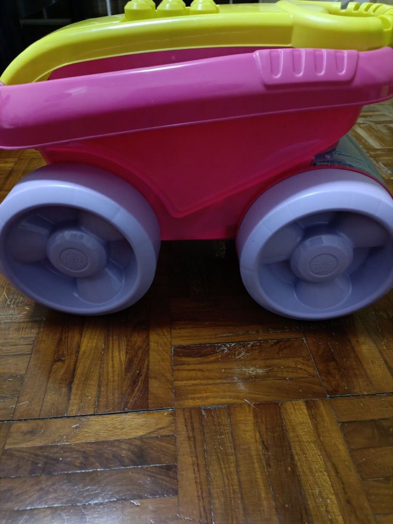 Mega Bloks First Builders Block Scooping Wagon Set, Hobbies & Toys ...