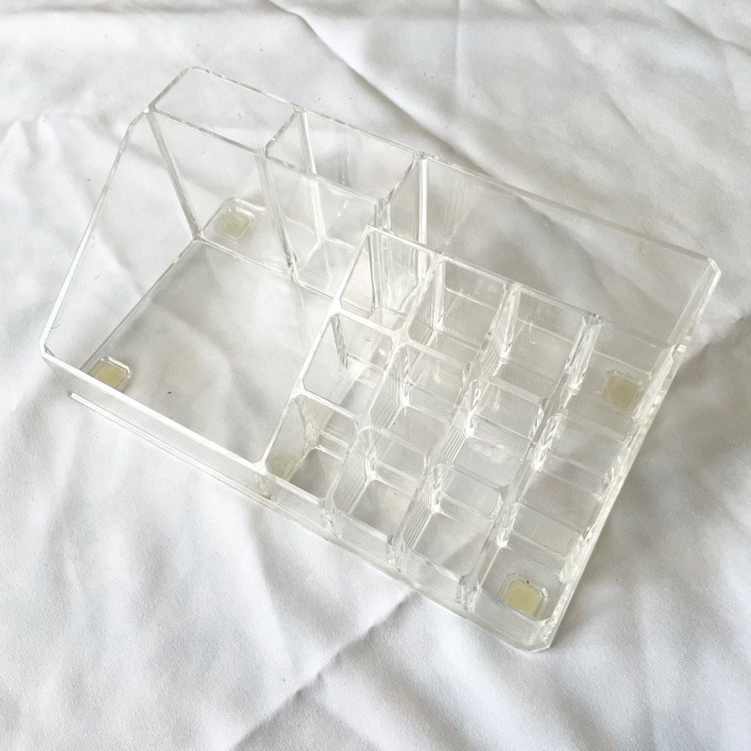 Miniso Medium Acrylic Make Up Organizer, Kesehatan & Kecantikan, Rias ...
