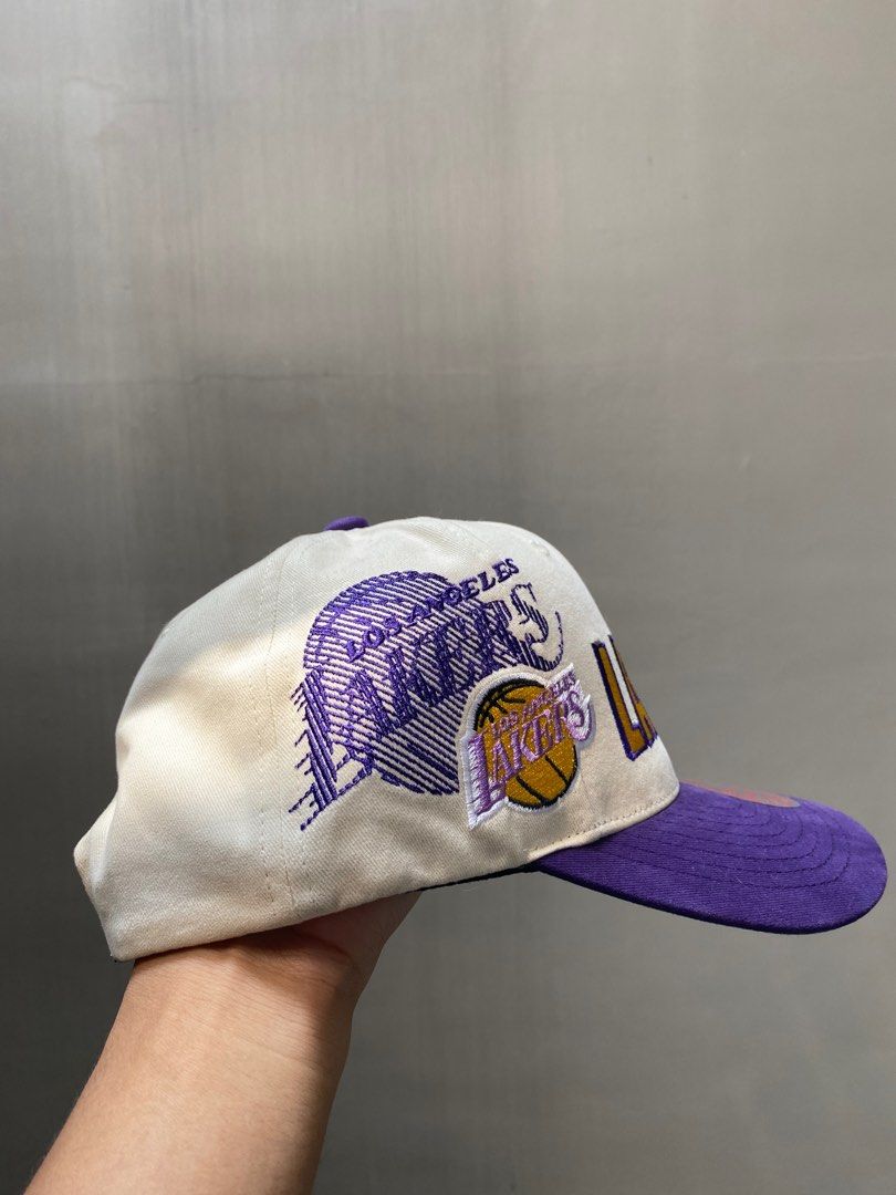 Mitchell & Ness Los Angeles Lakers '96 Draft' on Carousell